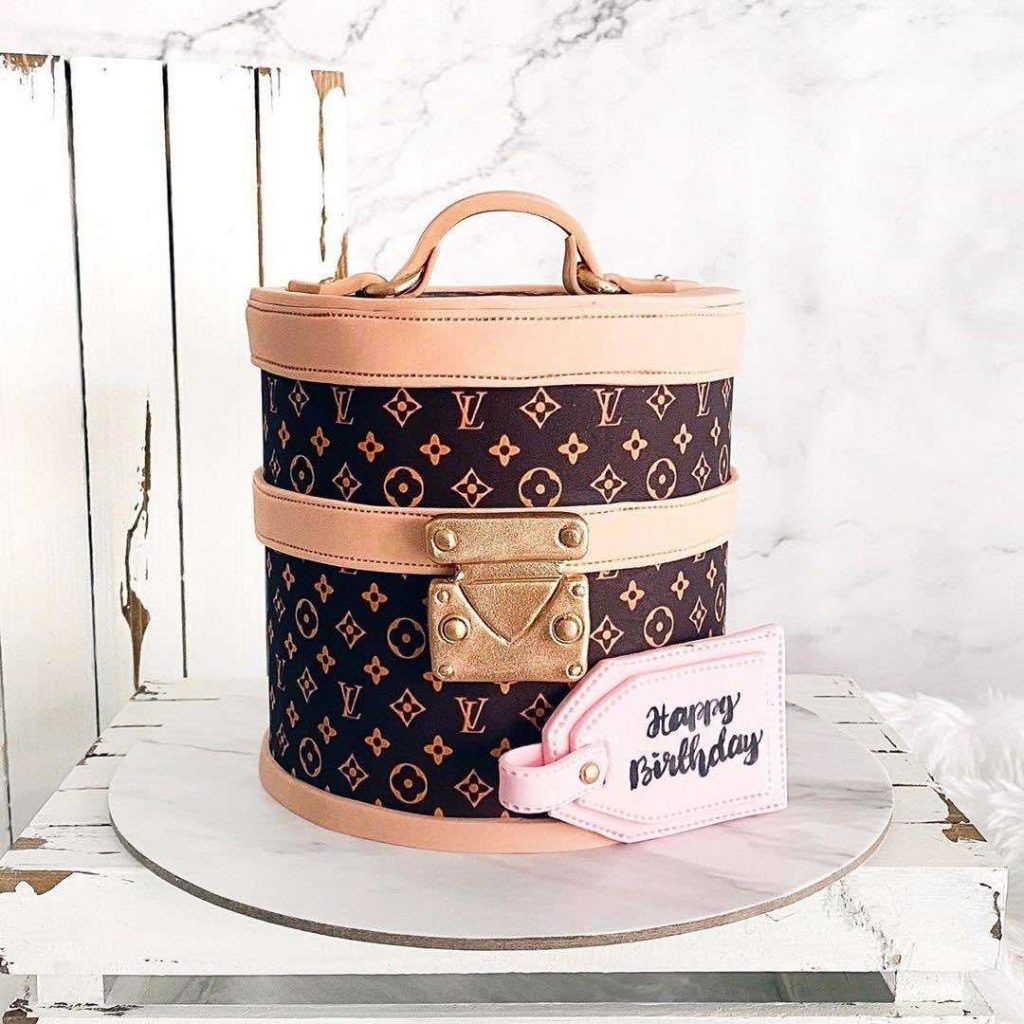 Chanel & Louis Vuitton Cakes For Your Atas Girlfriend! - Shout