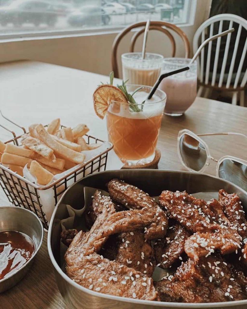Enjoy Spectacular Sea View At This Beachside Café In Johor! - Shout