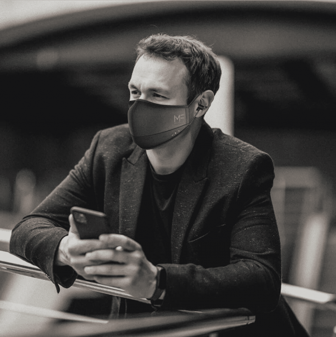 This Smartphone Integrated Face Mask Has Built-In Mic & Earphones! - Shout