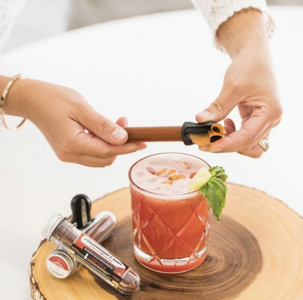 MULTI-PURPOSE FOOD CRAYONS YOU CAN EAT - Shout