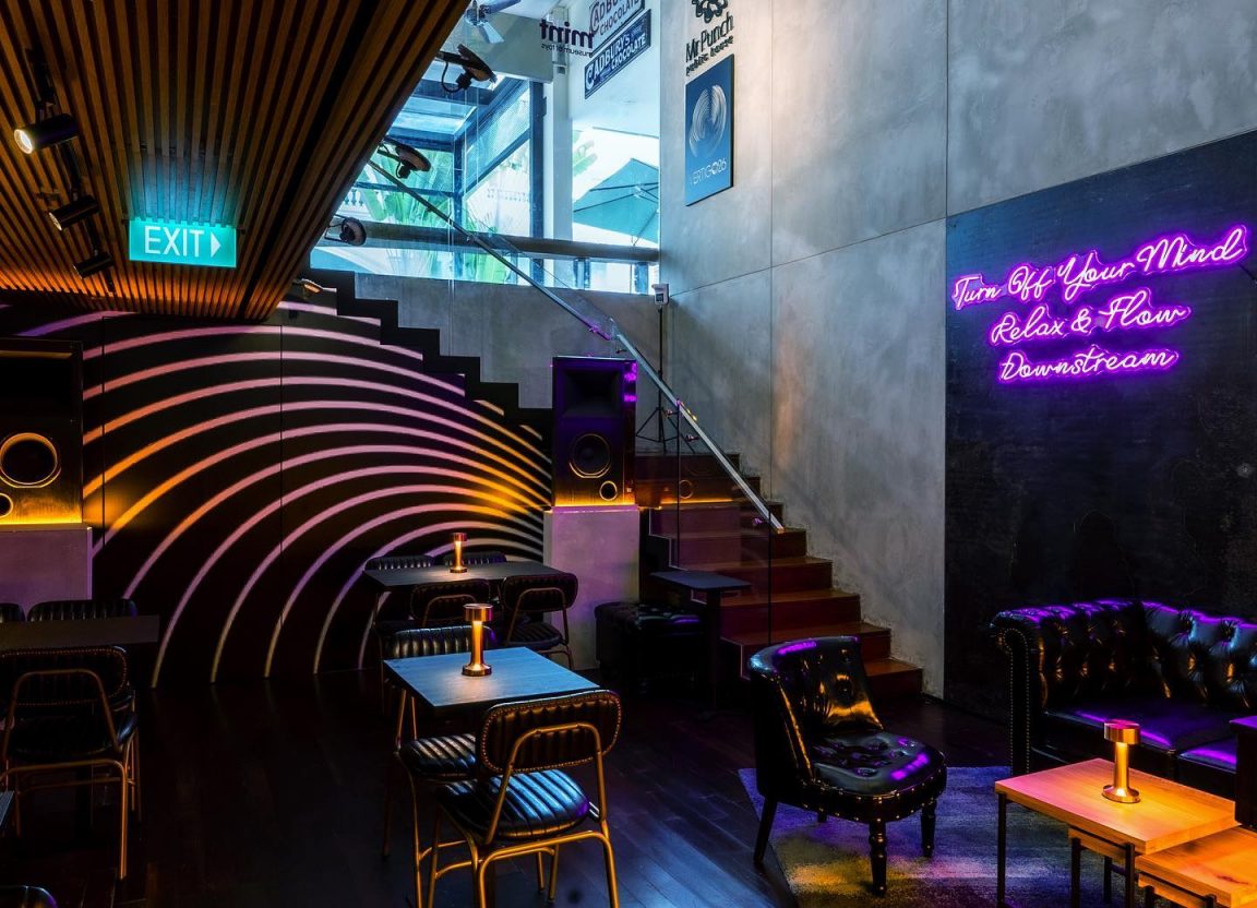 NEW UNDERGROUND VINYL BAR @ TANJONG PAGAR - Shout