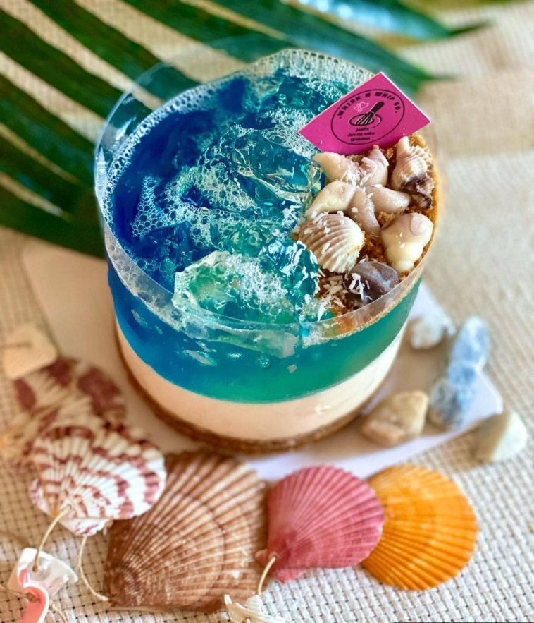 REALISTIC OCEAN-THEMED 3D JELLY CHEESECAKE WITH EDIBLE SEASHELLS - Shout