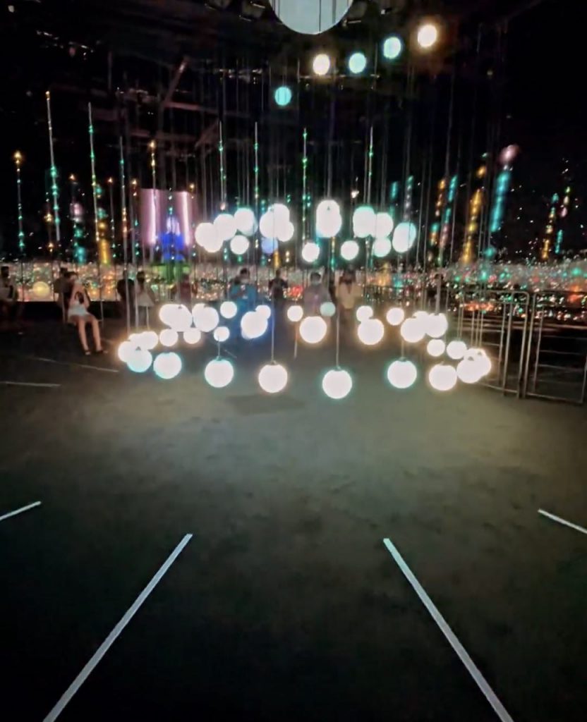 INTERACTIVE & IMMERSIVE NEON SWINGS @ CAMPUS GERMANY - Shout