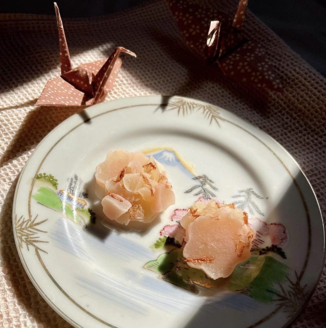 GORGEOUS FLAVOURED GEMSTONES THAT YOU CAN EAT - Shout