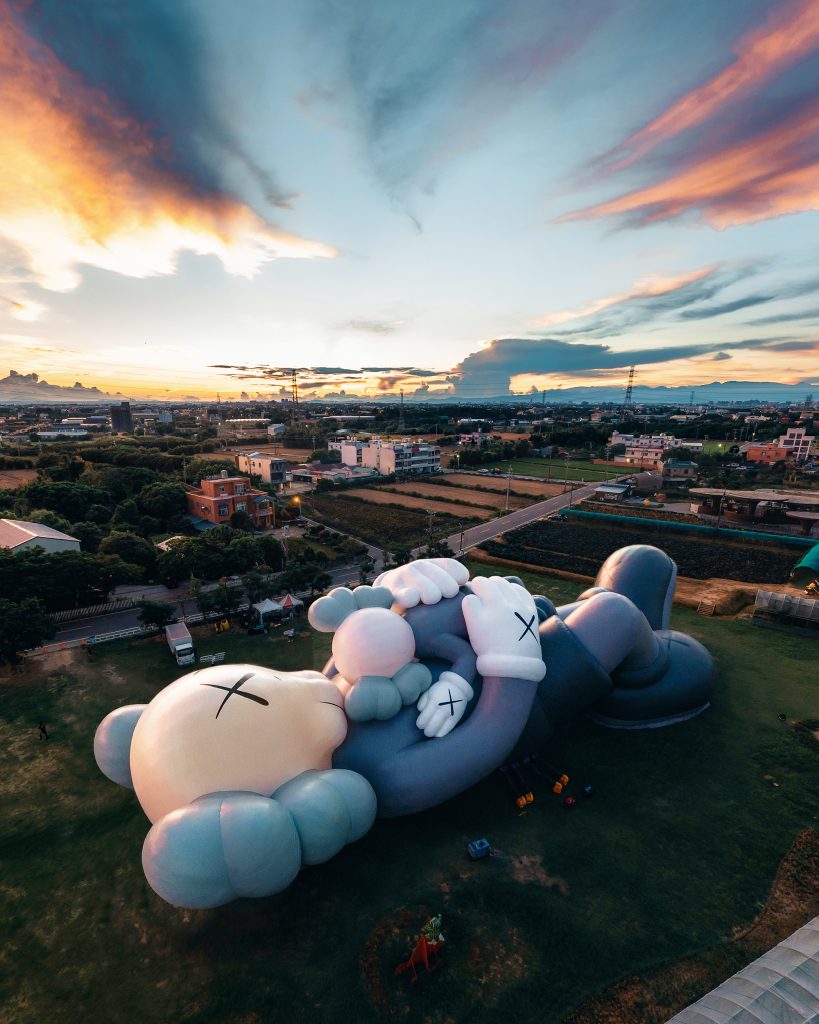 42-METRE KAWS COMES TO SINGAPORE WITH LIMITED EDITION COLLECTIBLES - Shout