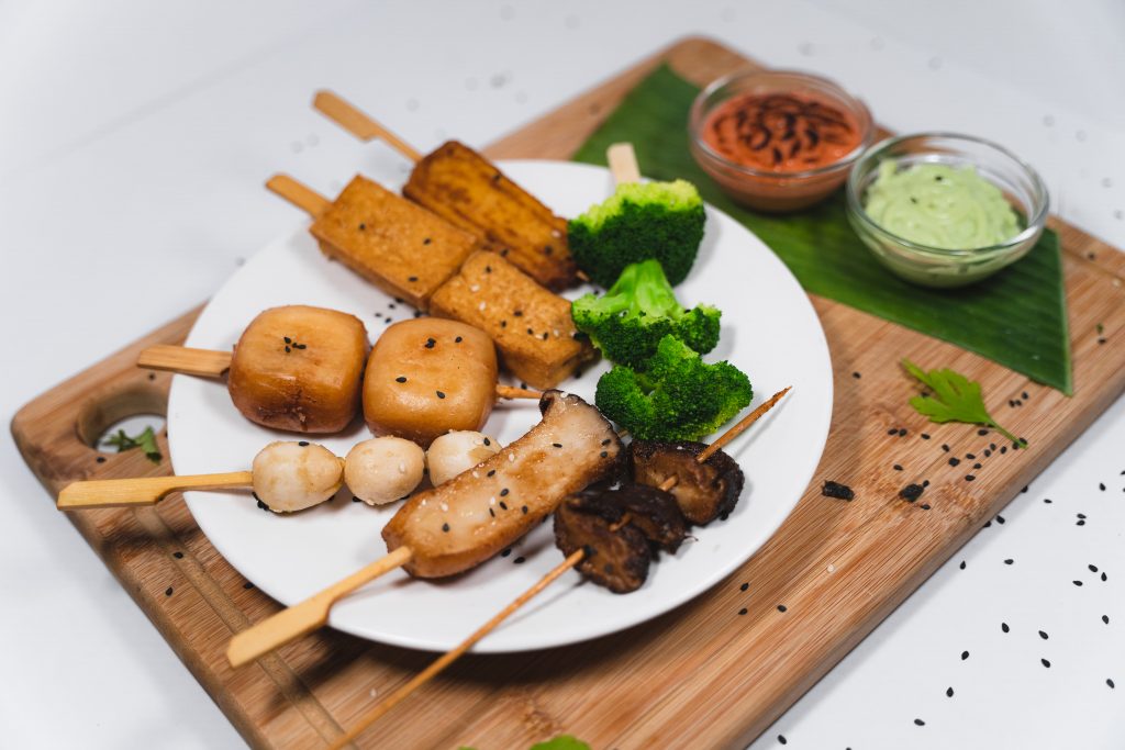 SINGAPORE’S FIRST LOK LOK KIOSK WITH $1 STICKS - Shout