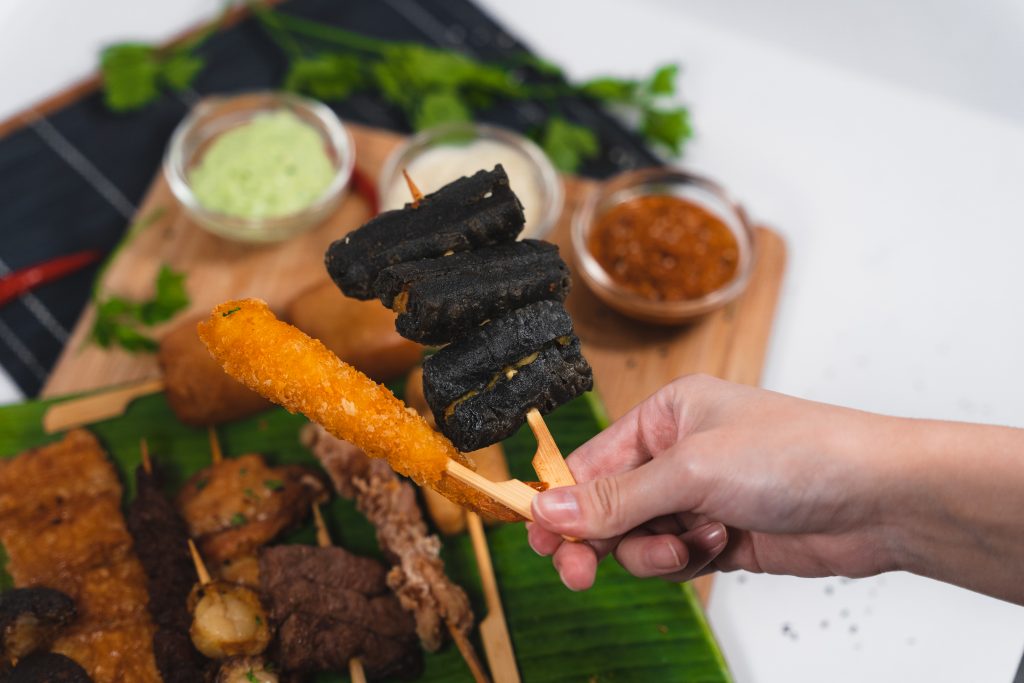 SINGAPORE’S FIRST LOK LOK KIOSK WITH $1 STICKS - Shout