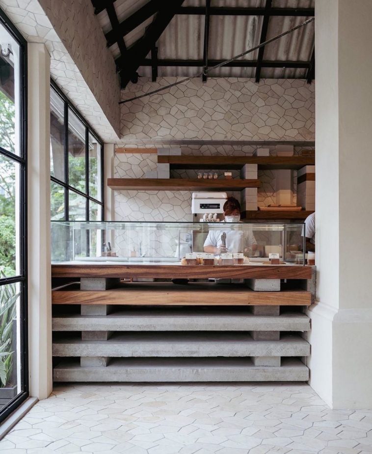 BURNT ENDS BAKERY HAS RELOCATED TO DEMPSEY ROAD - Shout