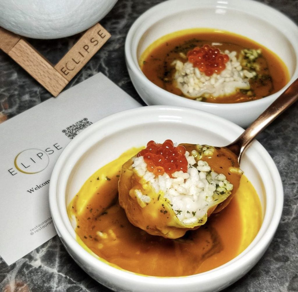 POSH EUROPEAN-ASIAN ROOFTOP DINING WITH AMAZING SUNSET VIEWS - Shout