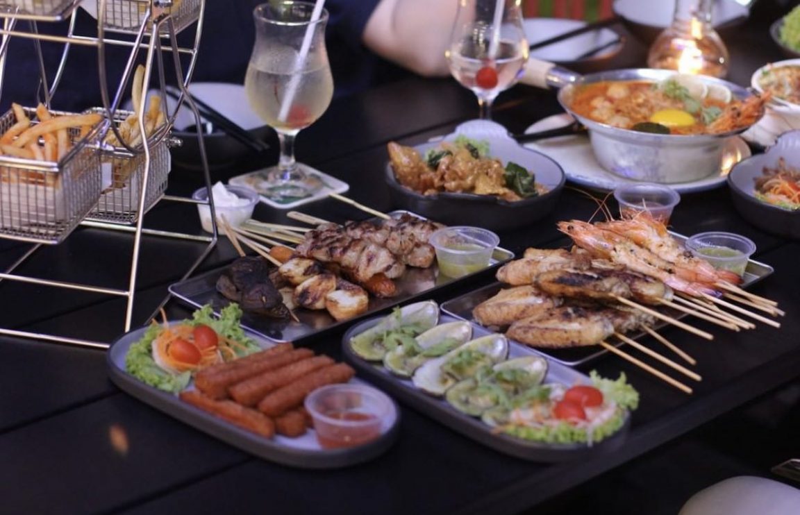ASIAN TAPAS BAR THAT OPENS TILL 2AM DAILY WITH 90-CENT SKEWERS & FERRIS ...