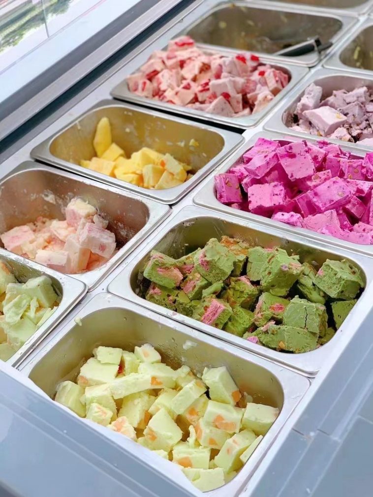 SINGAPORE’S FIRST HANDCRAFTED BITE-SIZED FROZEN YOGURT CUBES - Shout