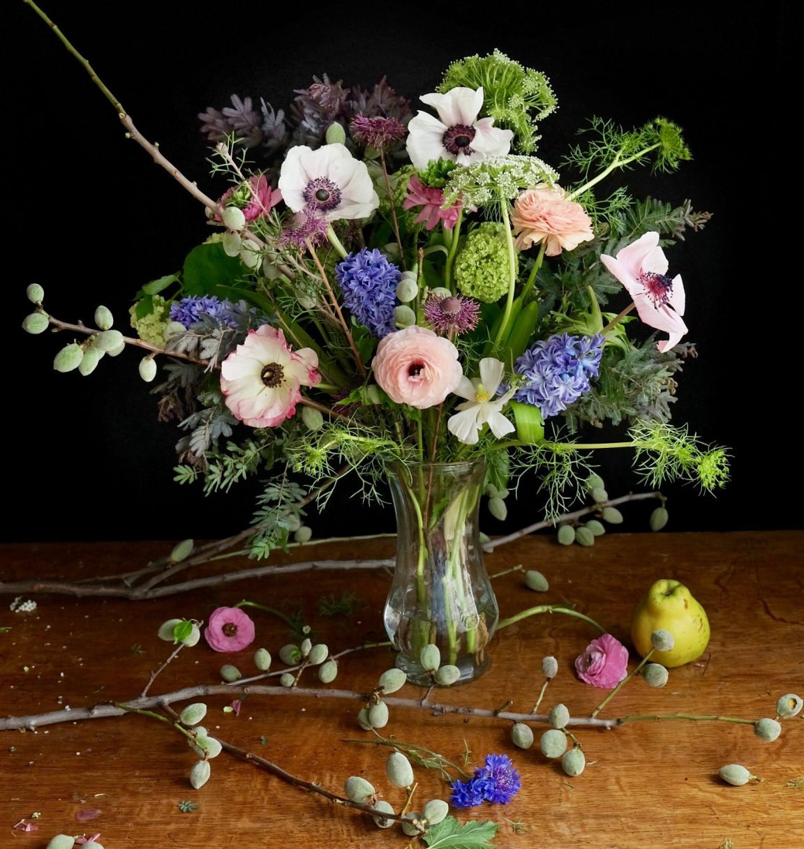 EDGY & CONTEMPORARY FLOWER BOUQUETS TO GET FOR VALENTINE’S DAY - Shout