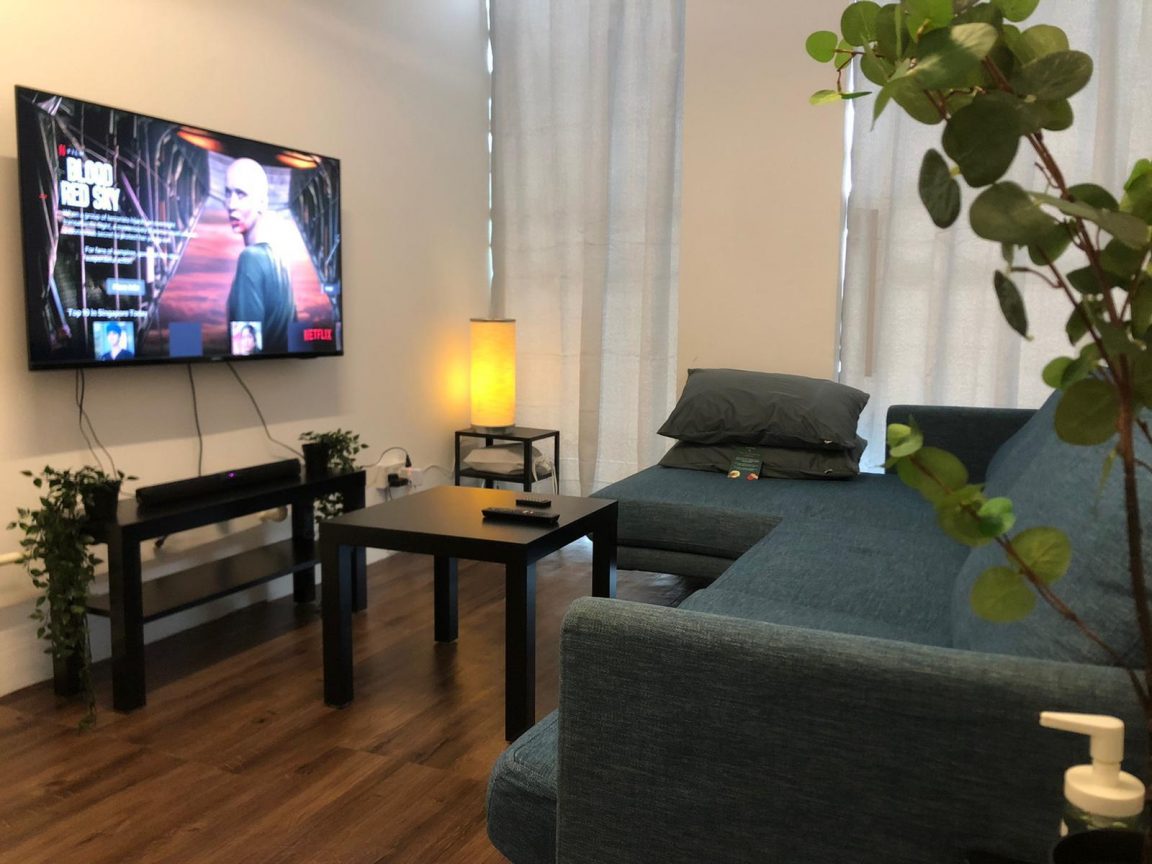 NETFLIX & CHILL IN HIDDEN COZY & PRIVATE MOVIE ROOMS HIDDEN BEHIND A ...