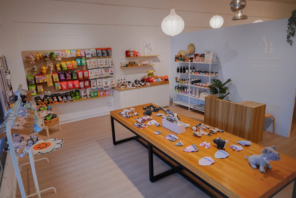 SINGAPORE’S FIRST PET CONCEPT STORE WITH INSTAGRAMMABLE PHOTO SPOTS ...