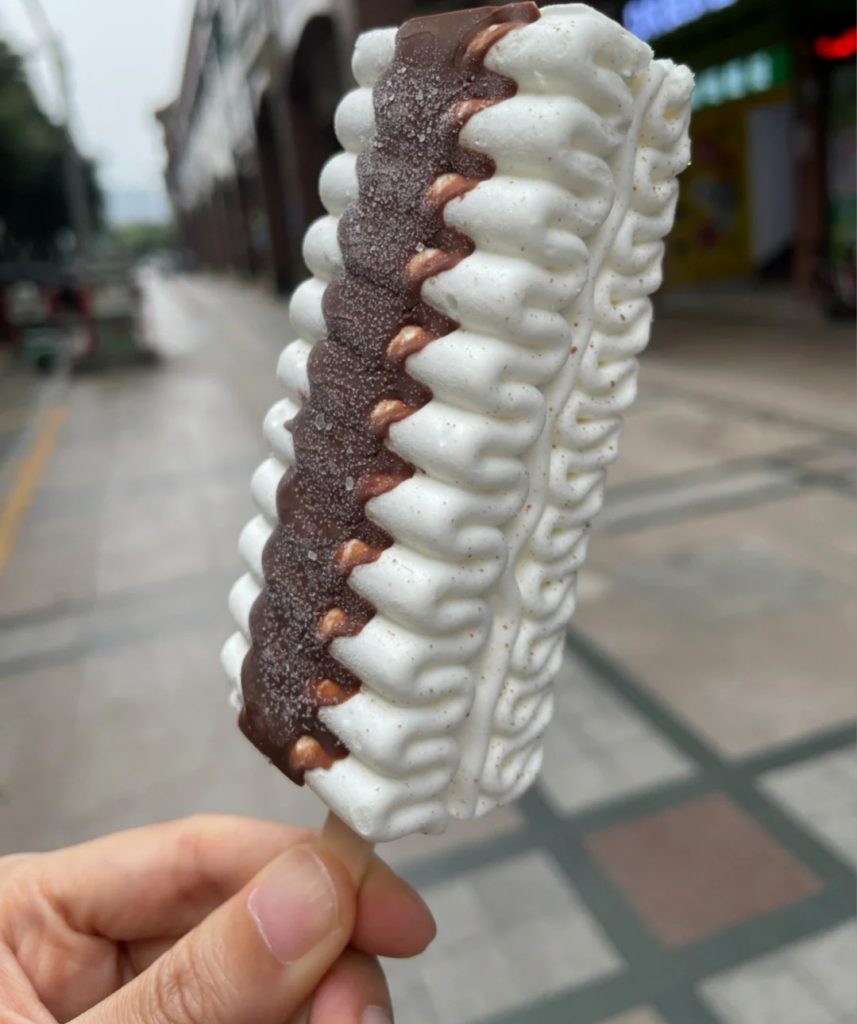 POPULAR VIENNETTA ICE CREAM CAKE NOW AVAILABLE IN STICK FORM! - Shout