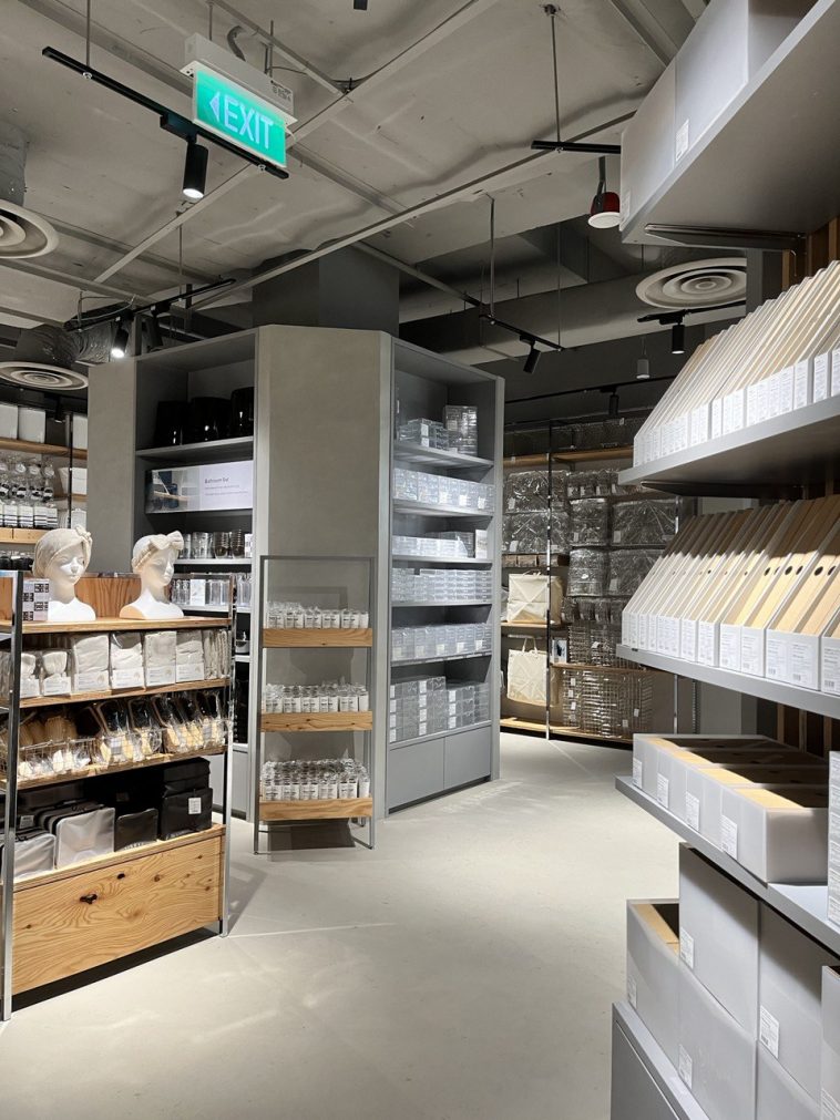 AN EXCLUSIVE FIRST LOOK INTO DAISO’S LARGEST FLAGSHIP STORE IN JURONG ...
