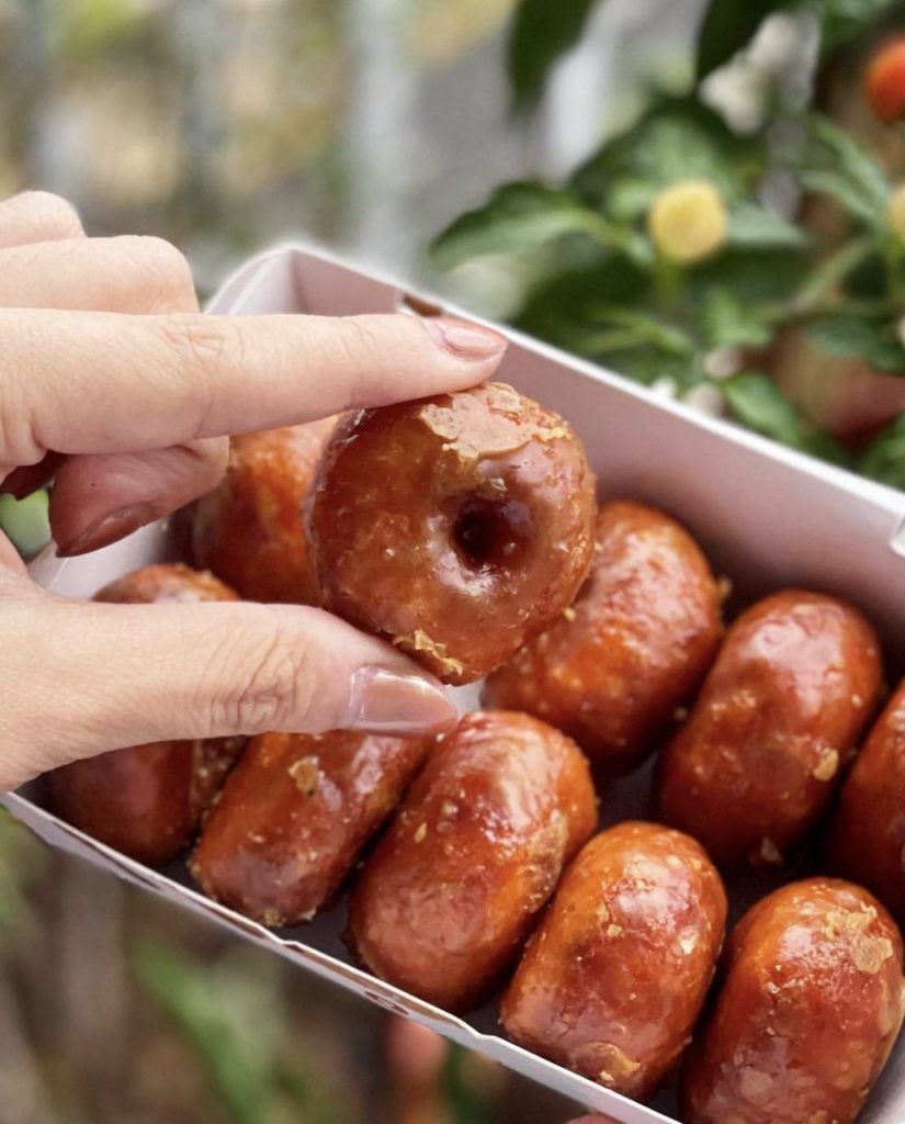 FIRST EVER HALAL MINI GULA MELAKA DOUGHNUTS IN SINGAPORE SELLS OUT IN ...