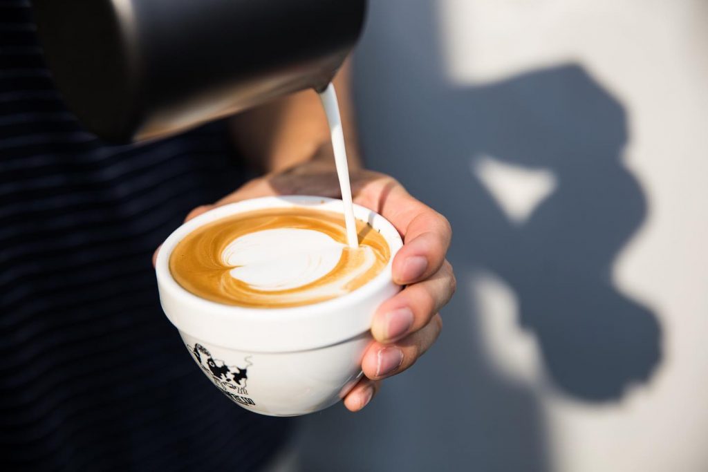 THIS CAFÉ OFFERS FREE FLOW COFFEE ON WEEKDAYS WITH NO SPENDING REQUIRED ...