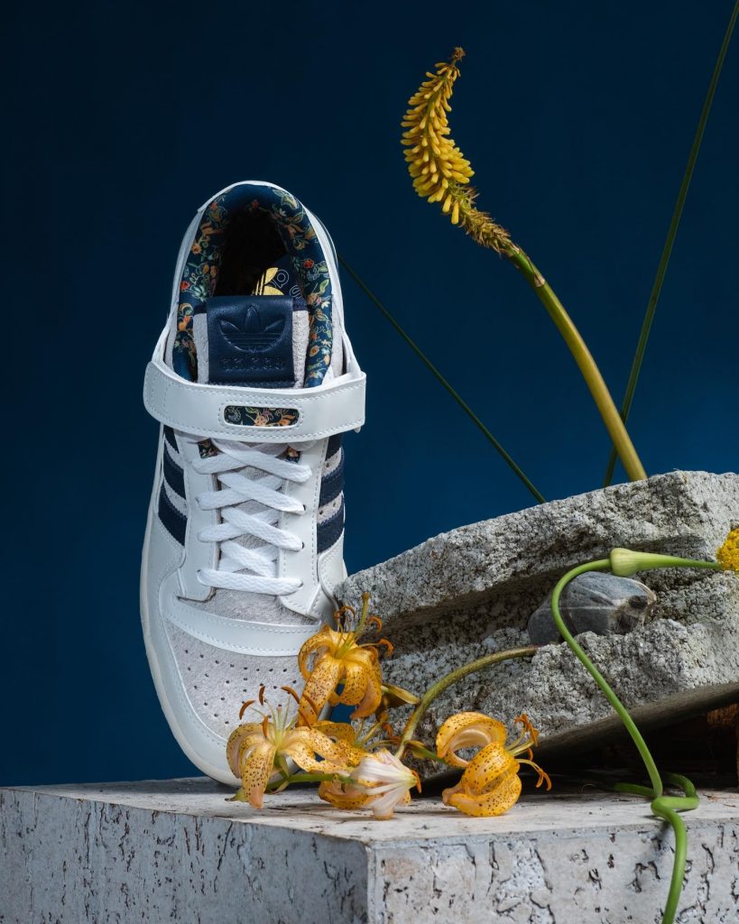 THESE LIMITED EDITION ADIDAS SNEAKERS HAS EXCLUSIVE BATIK FLOWER ...