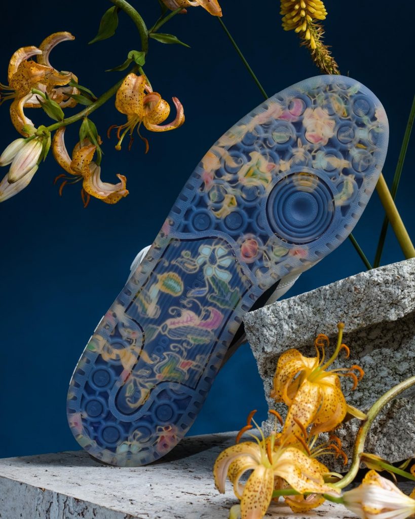 THESE LIMITED EDITION ADIDAS SNEAKERS HAS EXCLUSIVE BATIK FLOWER ...