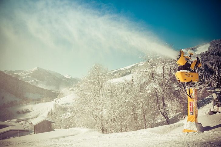 ONE-OF-A-KIND SNOW RAVE IS COMING TO SINGAPORE THIS SEPTEMBER WITH SUB ...