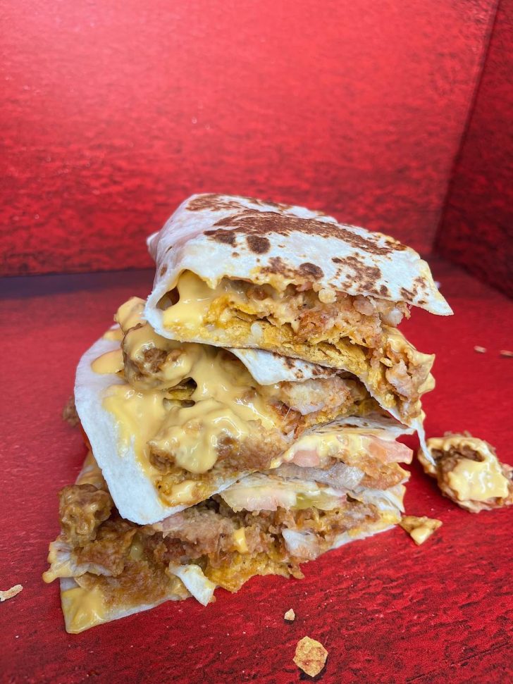 [SHOUT REVIEWS] KFC’S NEW LIMITED-EDITION CHEESY ZINGER MELTZ! - Shout