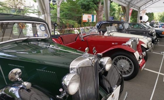 SINGAPORE’S LARGEST RARE & VINTAGE CAR SHOW WITH MG SALOON CARS ...