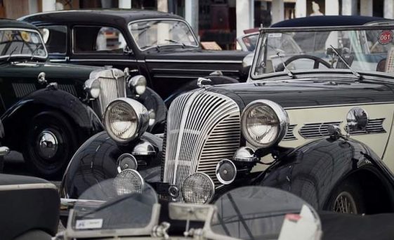 SINGAPORE’S LARGEST RARE & VINTAGE CAR SHOW WITH MG SALOON CARS ...