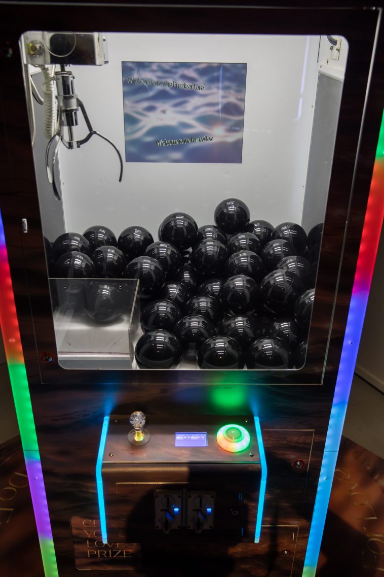 FREE INSTAGRAMMABLE EXHIBITION AT SINGAPORE ART MUSEUM HAS A CLAW ...