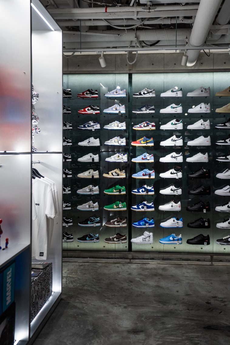 FIRST LOOK AT SNKRDUNK SINGAPORE & HOW YOU CAN GET LIMITED-EDITION HYPE ...