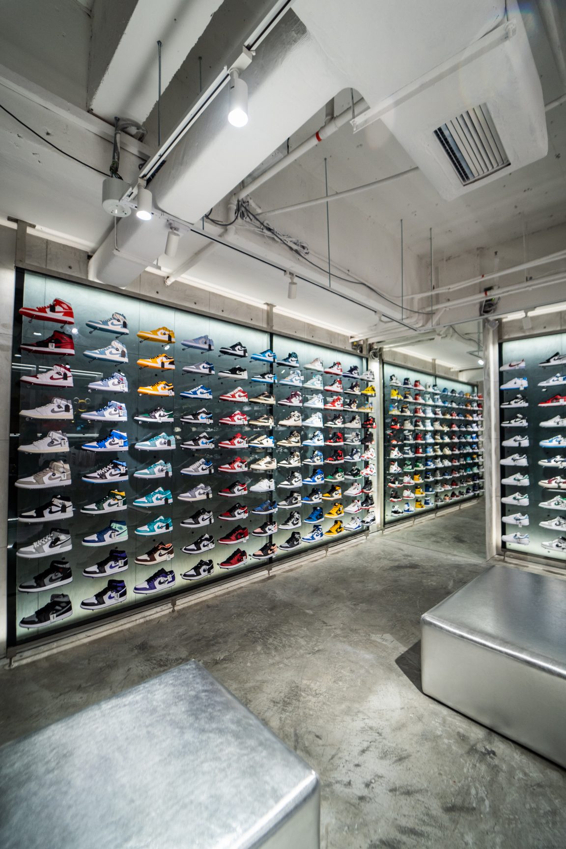 FIRST LOOK AT SNKRDUNK SINGAPORE & HOW YOU CAN GET LIMITED-EDITION HYPE ...