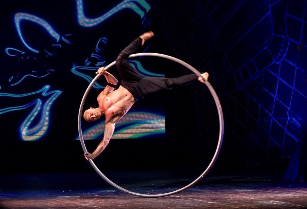 UNCLE RINGO CIRCUS, CARNIVAL & FOOD FIESTA AT THE GREAT BAY FIESTA AT MARINA BAY THIS DECEMBER ...