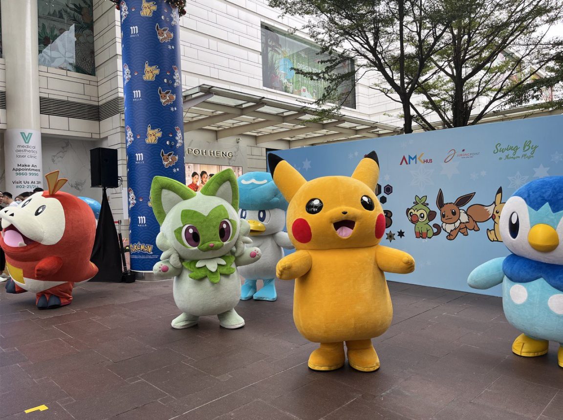 POKÉMON CHRISTMAS POP-UP WITH DANCE PARADE, EXCLUSIVE MERCHANDISE ...