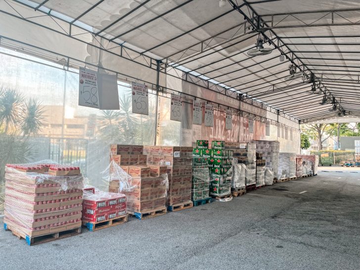 THIS MEGA CHRISTMAS DRIVE-THRU ALCOHOL WAREHOUSE SALE HAS WINES FROM $6 ...