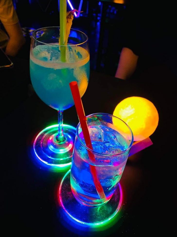 MOON-THEMED ROOFTOP BAR WITH STUNNING PANORAMIC VIEWS OF THE CITY! - Shout