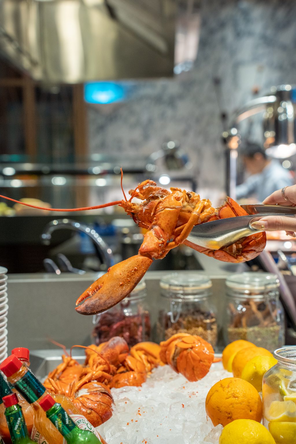 [SHOUT REVIEWS] 1-FOR-1 SEAFOOD & GRILL BUFFET WITH LOBSTERS, SNOW CRAB ...