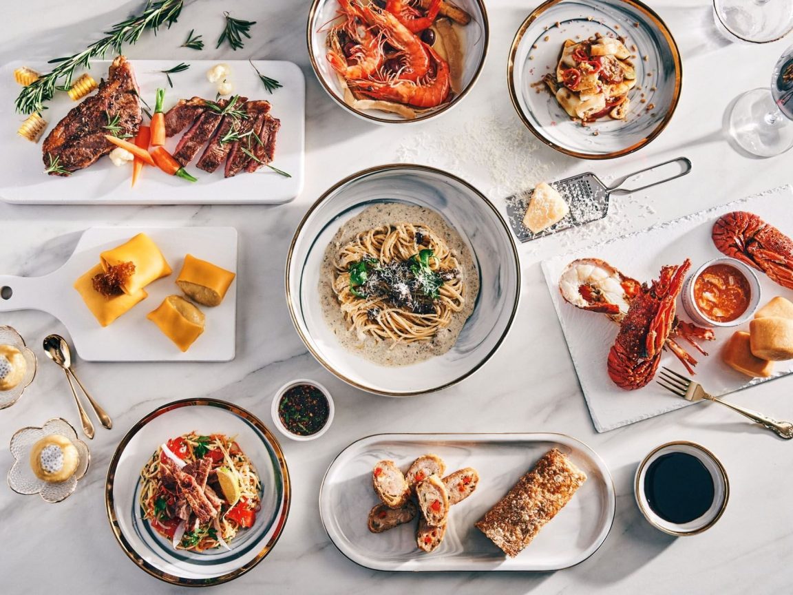 50% OFF SEAFOOD BUFFET WITH SLIPPER LOBSTERS, CLAMS, SEAFOOD STEW ...
