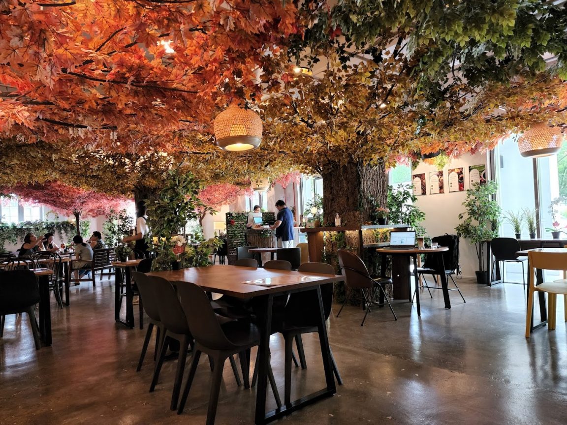 $11 KOREAN BUFFET AT THIS GARDEN-THEMED CAFÉ WITH FREE FLOW BEEF ...