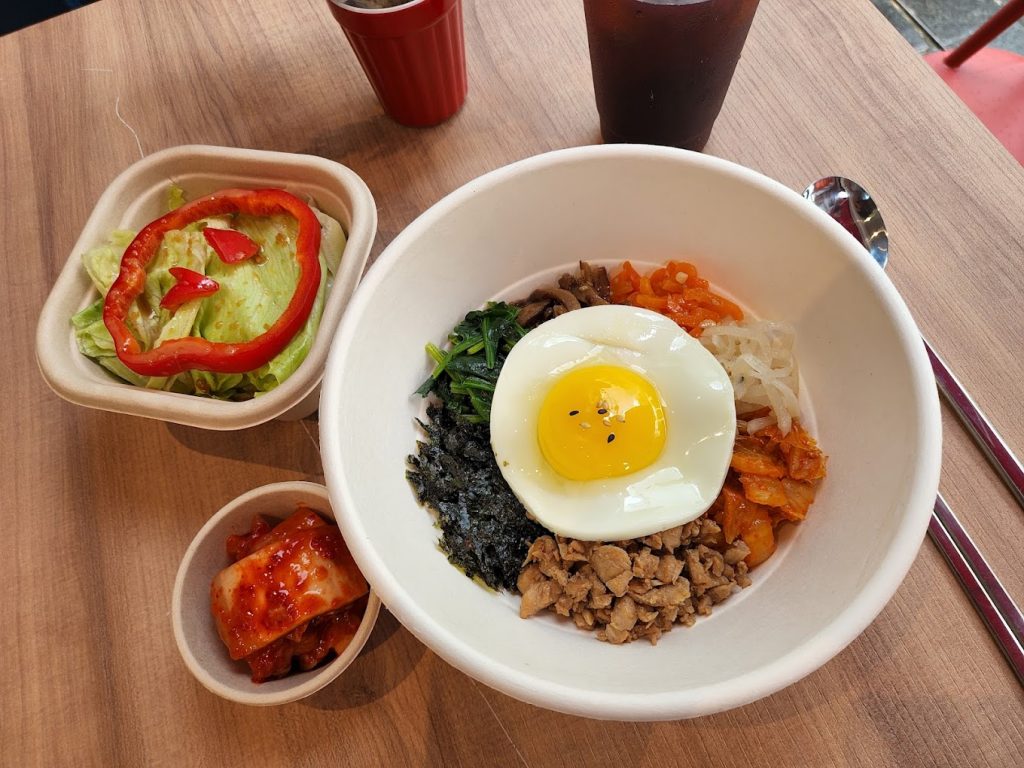KOREAN BIBIMBAP SPECIALTY CAFÉ HAS SNACKS, FRIED CHICKEN & FREE FLOW ...