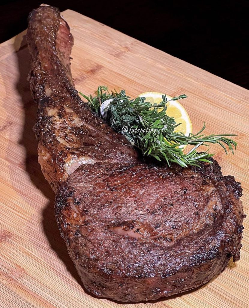 10 STEAKHOUSES IN SINGAPORE FOR TOMAHAWK STEAKS FROM $98! - Shout