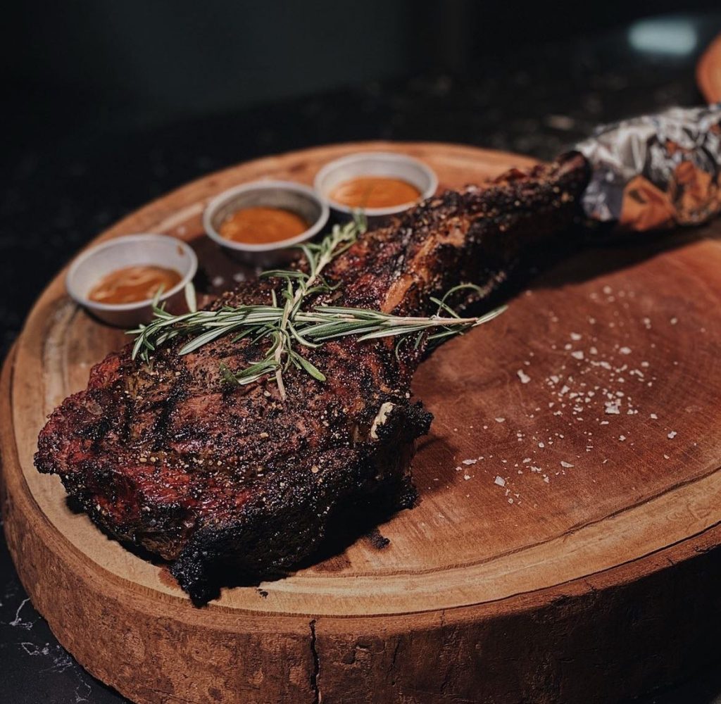 10 STEAKHOUSES IN SINGAPORE FOR TOMAHAWK STEAKS FROM $98! - Shout