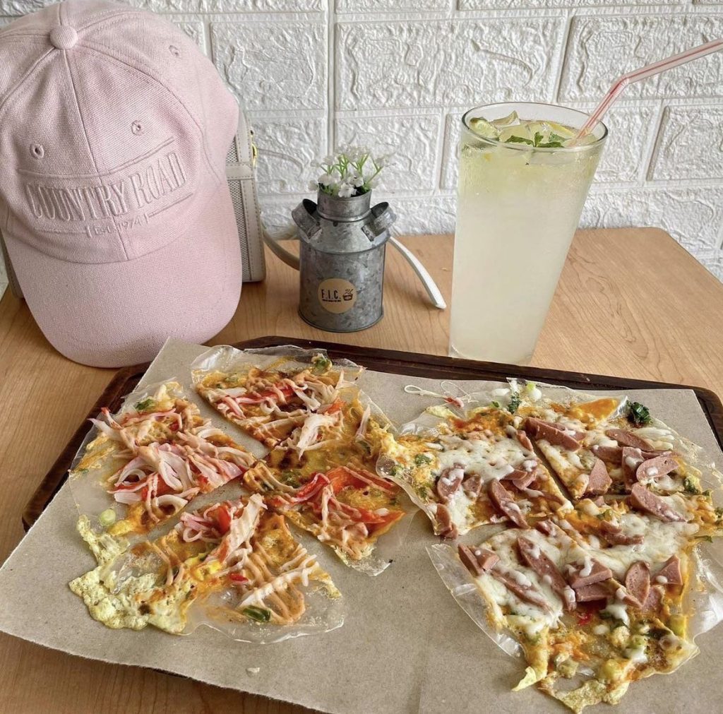 THIS VIETNAMESE CAFÉ IN ANG MO KIO HAS FRIED ICE CREAM & RICE PAPER ...