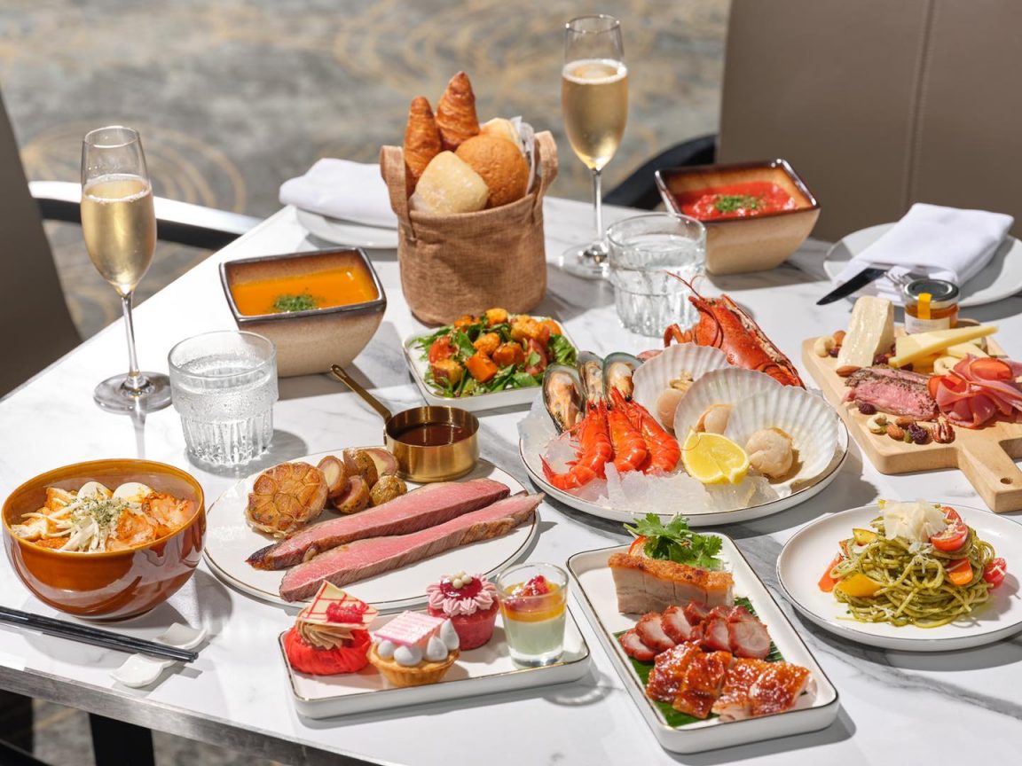 1 DINES FREE WITH EVERY 3 PAYING ADULTS AT THIS SEAFOOD BUFFET WITH ...