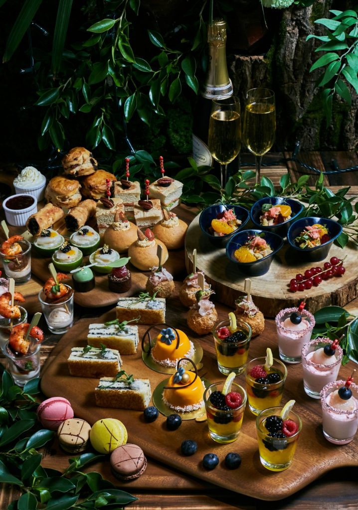 HIGH TEA SEMI-BUFFET WITH SEAFOOD ITEMS & FREE FLOW DESSERTS FOR $50 ...