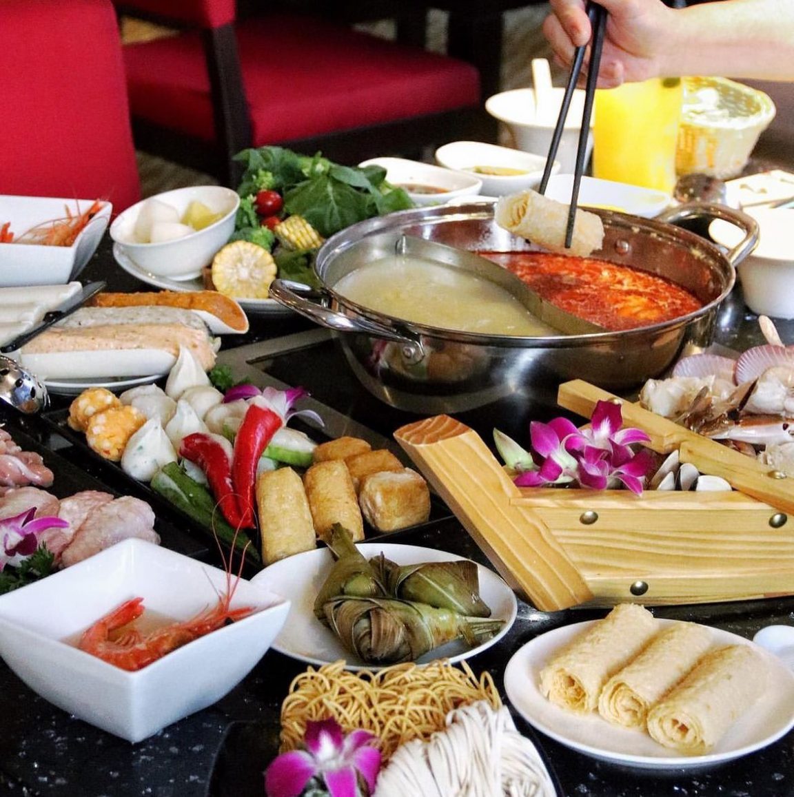 DINE FOR FREE WITH 3 PAYING ADULTS AT THIS HALAL SEAFOOD STEAMBOAT ...
