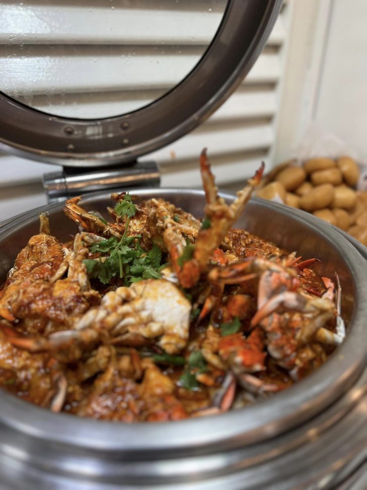 [HALAL] 1-FOR-1 POOLSIDE SEAFOOD BUFFET AT VILLAGE HOTEL BUGIS FROM $33 ...