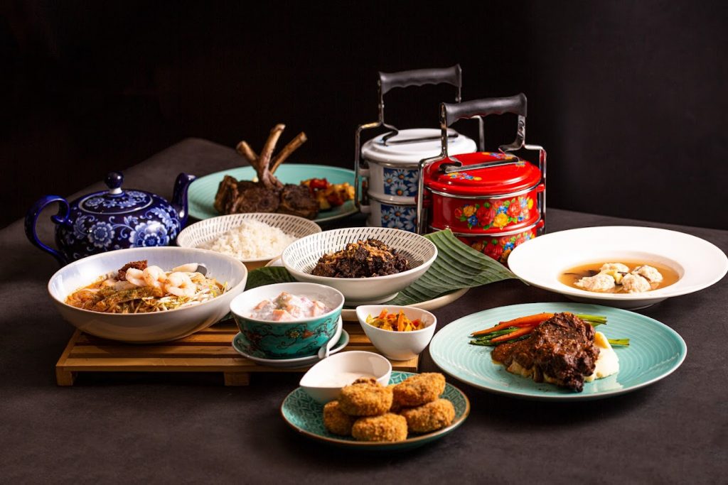 1-FOR-1 PERANAKAN BUFFET WITH SIRLOIN STEAK, BEEF RENDANG, SAMBAL ...