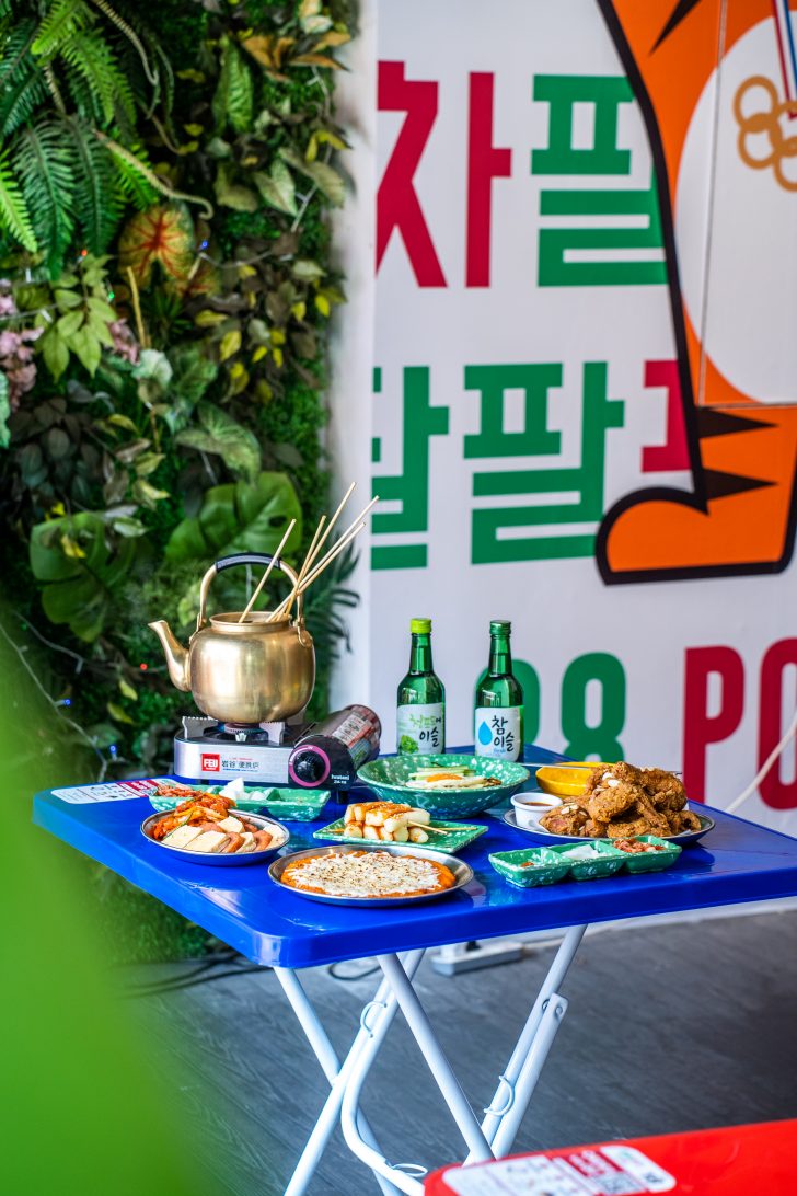 AUTHENTIC KOREAN “POJANGMACHA” HAS STREET-STYLE FOOD, FISHCAKE SKEWERS ...