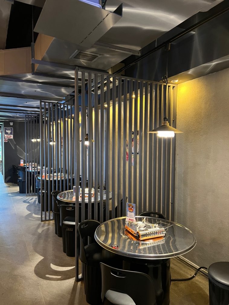 KOREAN STREET-STYLE “POCHA” RESTAURANT WITH SEAFOOD, BBQ, FRUITY SOFU ...