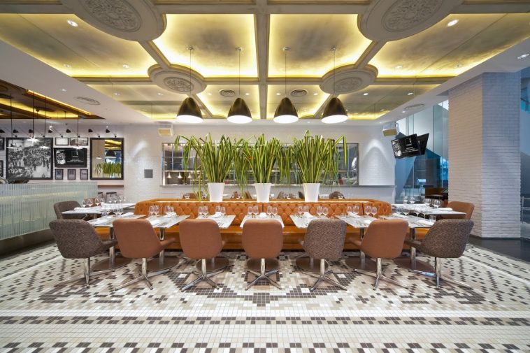THE EXCHANGE BAR: COMPLIMENTARY FREE FLOW COCKTAILS, WINE & PROSECCO ...